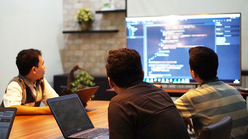 IT Consultant & Software Development - Integra Indonesia